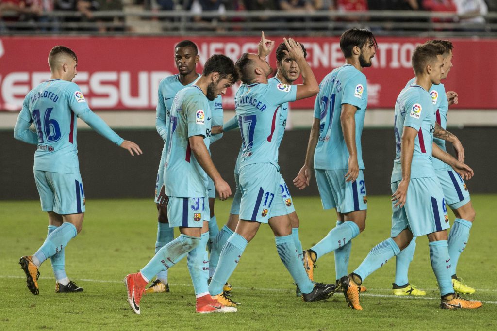 El Barcelona comenzó la defensa del título con más goles que juego ...