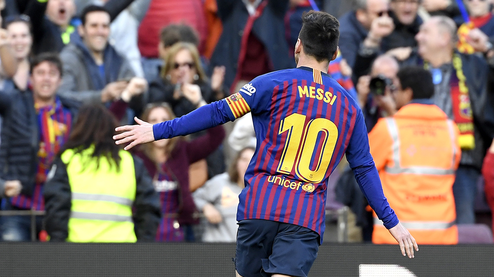 Messi y Zlatan fueron nominados al Trofeo Puskas al mejor gol del ...